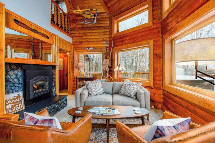 Queens Birch Lodge | Forest Cabin | Hot Tub - Anchorage