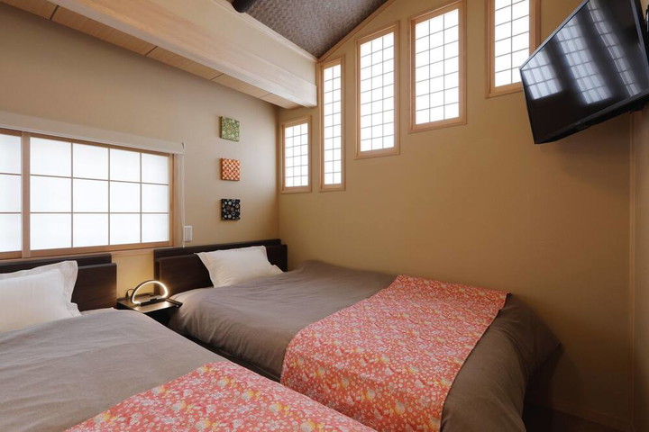 Kiyomizu & Gion Area | 2br/2ba Kyoto Machiya + Private Maki Bath - Gion
