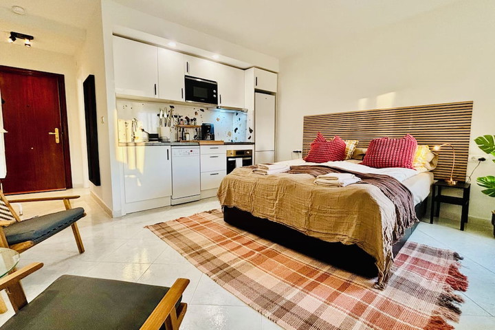 Beautiful And Comfortable Studio With Sea View From Sunny Terrace - Torre del Mar
