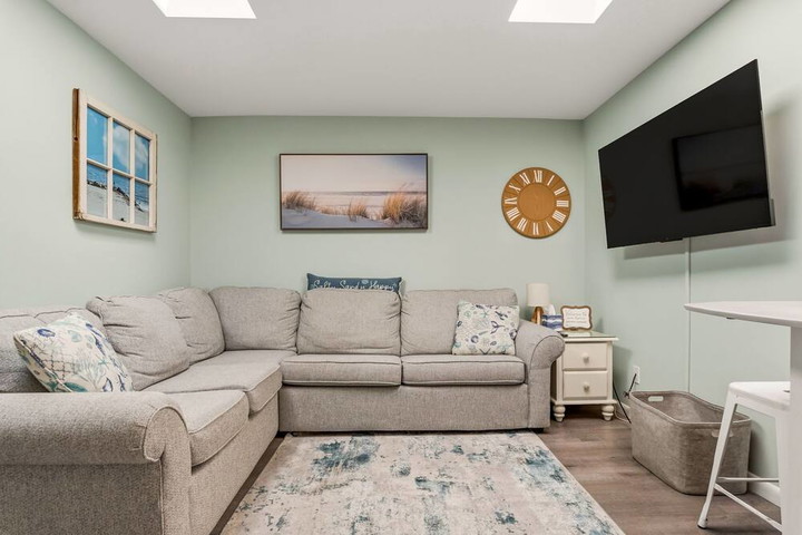 1 Bedroom Condo Next To Boardwalk With Parking, Pool And Hot Tub - Ocean City, NJ