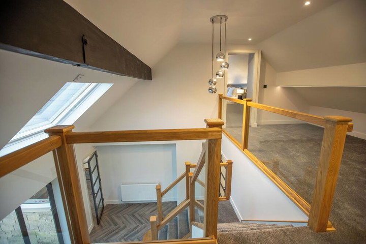 Magnifique Retraite 5 Chambres Avec Bar, Jacuzzi Et Grand Jardin - Todmorden