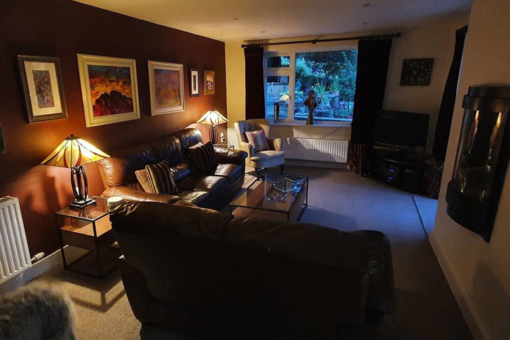 Lovely 3 Bedroom Bungalow In Keswick With Gardens And Ample Off Road Parking - Keswick