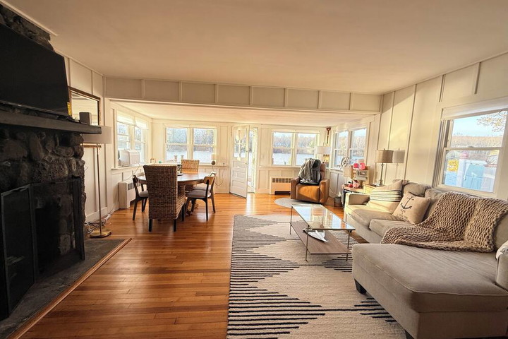 Cozy Cottage On The Lake - Port Jervis, NY