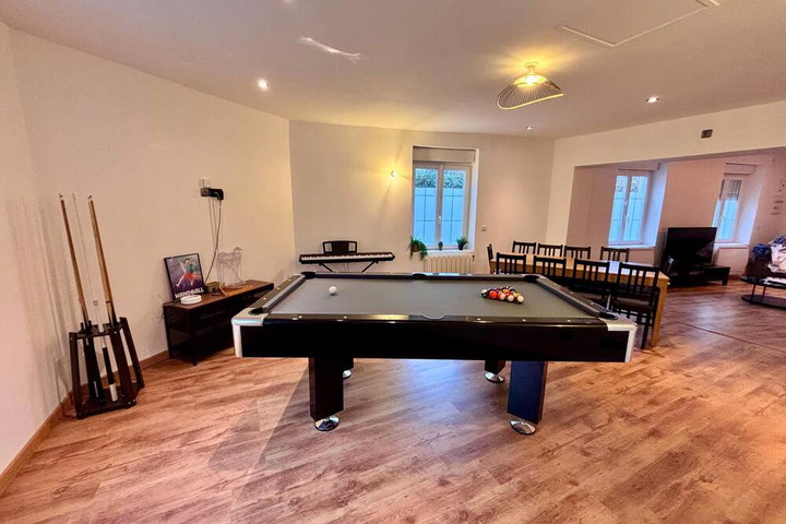 Spacious Elegant House For 8 People In Croix - Croix