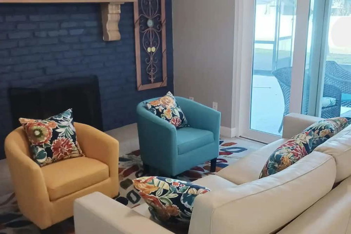 Tropical Pool & Spa Home, 3/2, Near Disney, Universal, Sea World, Beaches - Altamonte Springs, FL