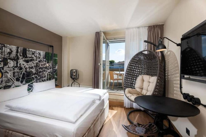 Seminaris Sunday See Hotel Potsdam-standard Plus Room With Balcony - Potsdam
