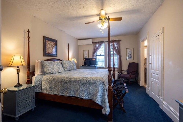 Find Genuine Southern Hospitality In Hendersonville At The 1898 Waverly Inn. - Hendersonville, NC