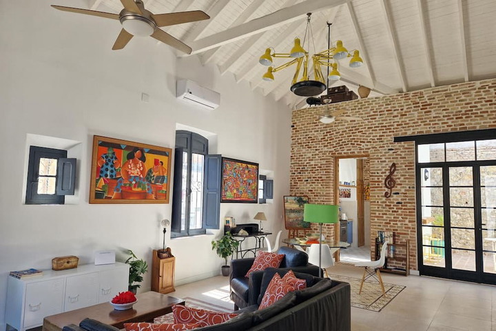 Villa Balneario De Pina - Maison Rénovée Près De La Plage à Málaga - Málaga