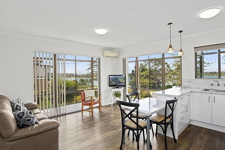 Welcome To Sea Lido Urunga  With Spectacular Views Of The Estuary And Park - Urunga