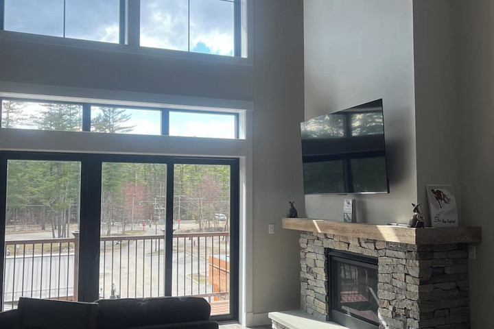 Good Times To Be Had At Our Luxury New Loft Condo At The Base Of Cranmore. - North Conway, NH