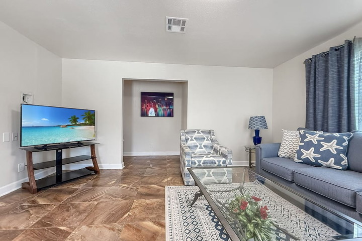 Cozy Bayou Bungalow Near French Quarter - Gretna, LA