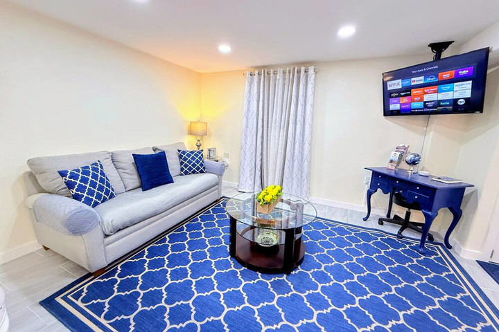 Stylish 1-bedroom, 1-bathroom, Perfect For Up To 4 Guests,fully Equipped Kitchen - Thornton, CO