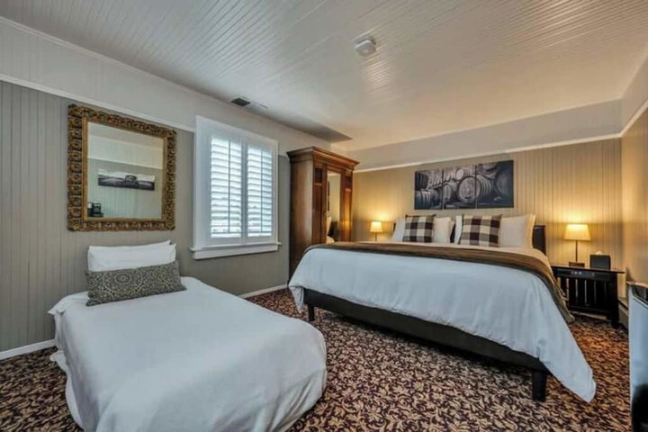 Spacious King Retreat 5 Min To & Hot Springs And Napa Valley's Best Wineries - Calistoga, CA