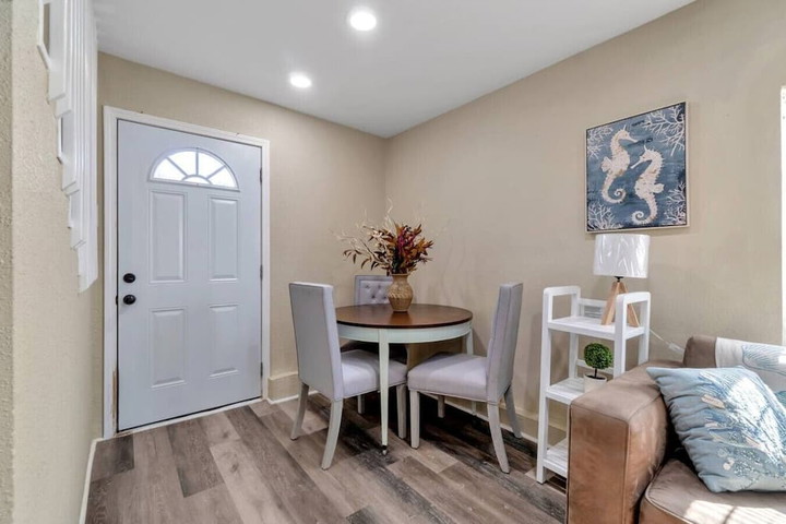 By The Bayou, Close To Downtown, Centrally Located - Pensacola, FL