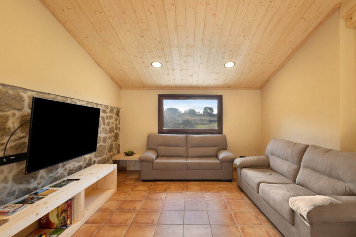 Rural Home 'Cal Trumfet' With Mountain View, Private Terrace And Wi-fi - Cardona
