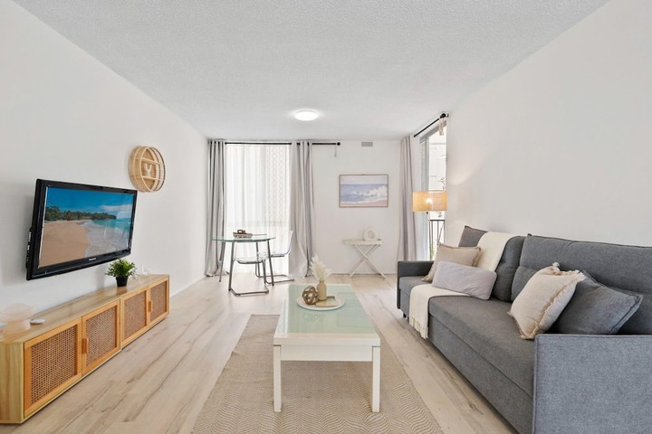 1 Br Oceanside Apartment - Pet Friendly - Surfers Paradise