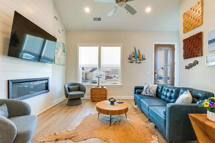 Lake Greenwood Access: Modern Escape W/ Patio! - Greenwood, SC