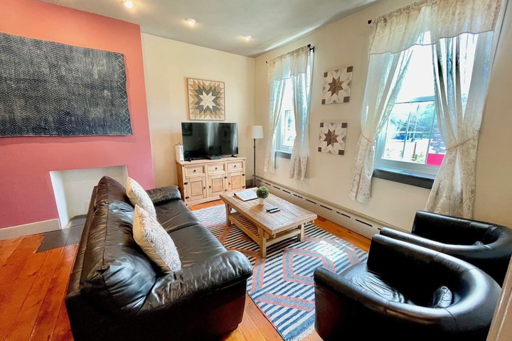 Sophisticated Retreat Near Hershey Park! - Hershey, PA