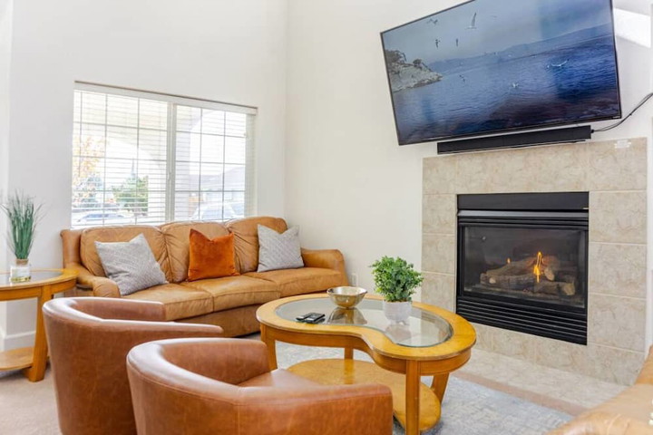 Spacious 4-bedroom House In Brilliant Carson City With Wifi, Ac. - Carson City, NV