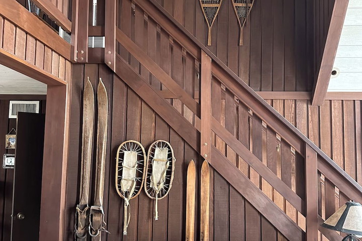 Splendid European-style Chalet W/ Game Room And Renovated Baths - Massanutten, VA