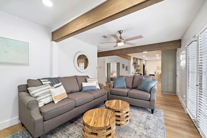 Stylish Home W/ Private Pool Near Kemah Boardwalk - Kemah, TX