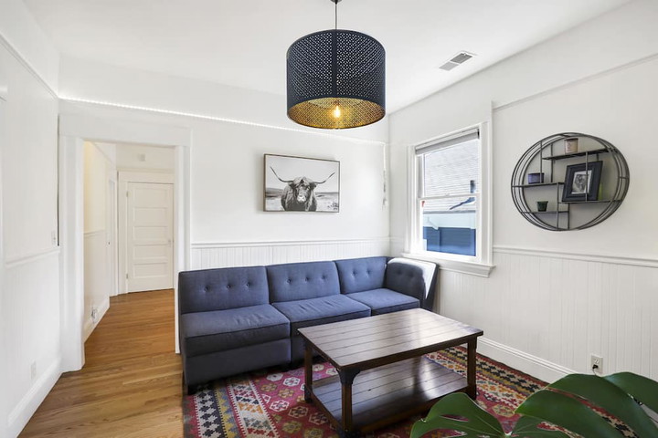 Top Floor Duplex With Garden-patio. - Emeryville, CA