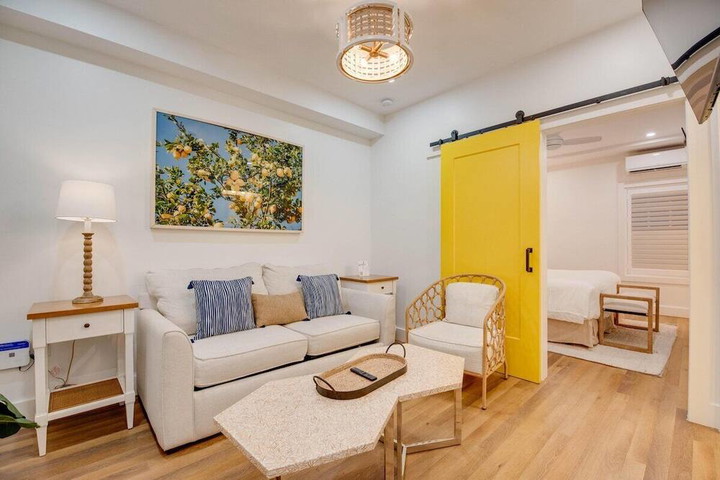 Sunshine State At Custom House Inn | Bright Studio - Key West, FL