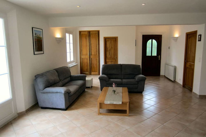 Tour-d'aigues : Location Avec Piscine Privée Pour Des Vacances En Luberon. - Vaucluse