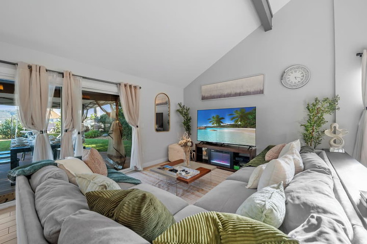 Entire Private House With 4 Beds, Pool, Hot Tub, King Bed, Garage, Grand View - Miramar - San Diego