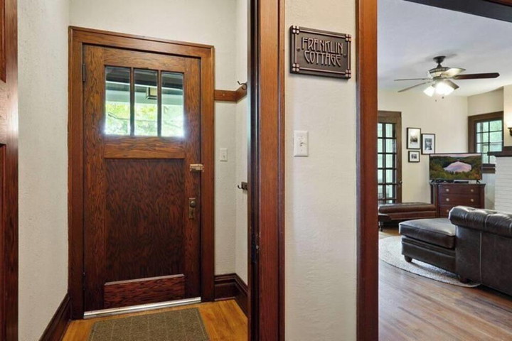 Prime Location In Red Wing Historic District - Red Wing, MN