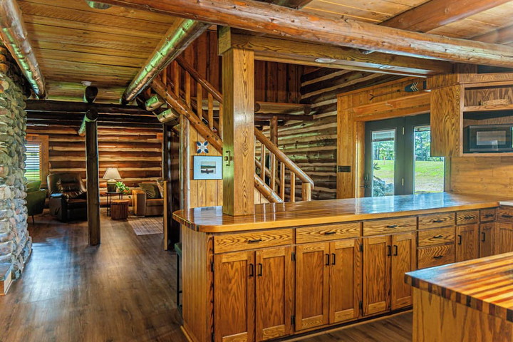 The Little Place On Pine - Rhinelander, WI