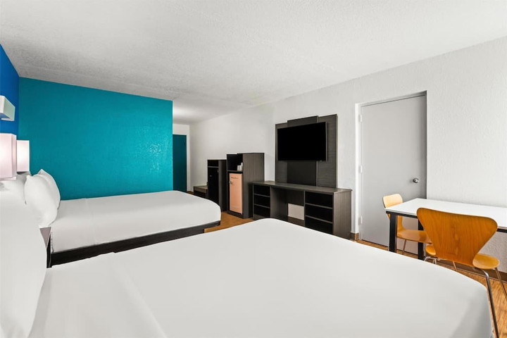 4 Rooms Close To Graoeland Water Park - 4.5 Miles | Pets Allowed - Doral, FL