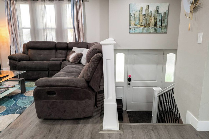 Terrific 5-bedroom Bunk House With Jordan River Trail Access Near Downtown Slc - Salt Lake City, UT
