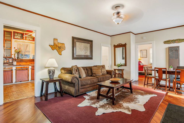 Carriage Inn - Cottage - Bandera, TX