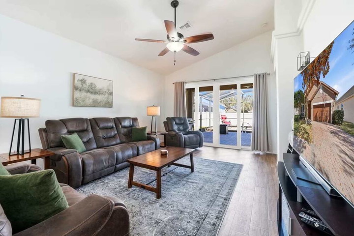 Bridgeford Splash Retreat - Davenport, FL
