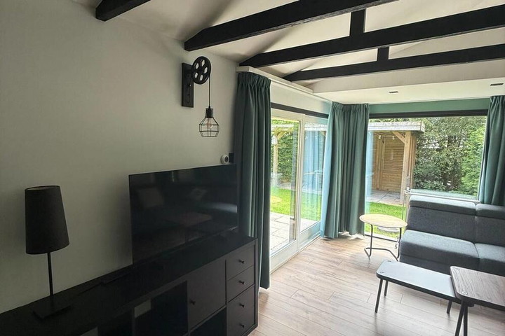 Gemütliche Lodge (48 M²) Für 2 Personen Mit Vollküche Und Großem Garten. Dein Vierbeiner Ist Herzlich Willkommen Für Einen Unvergesslichen Veluwe-urlaub. - Harderwijk