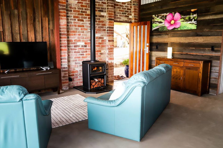 Renovated Barn - Idlewild Bridgetown - Bridgetown