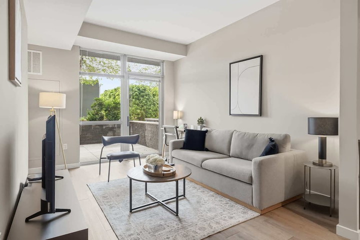 Modern Harborfront Apt | Walk To Restaurants - Stamford, CT