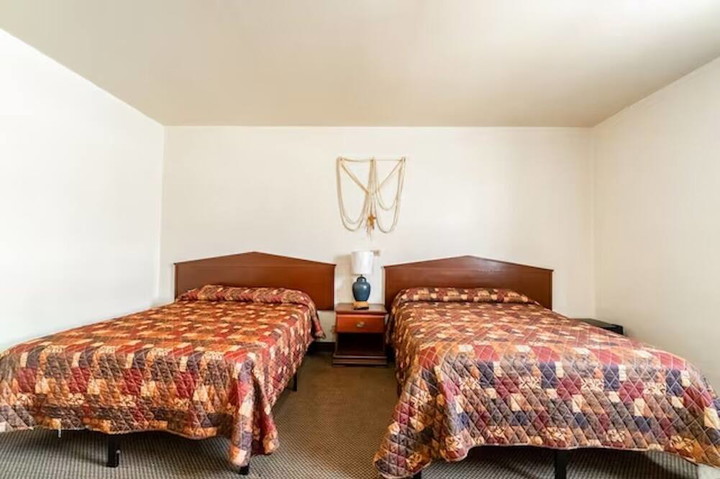 3 Family-friendly Rooms In The Heart Of Brownsville | Value Stay - Brownsville, TX