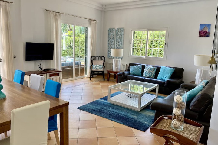 Villa De Lujo Frente Al Mar, Justo En La Playa, A 20 M De La Ciudad, Piscina Climatizada (Abril-octubre) - Cala d'Or
