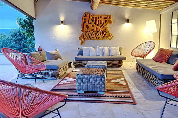 Exclusive 16 Beds Property, 7 Ac Rooms, Tennis, Heated Pool, Top View... & Chef! - Luberon