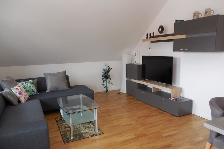 Großräumige  Wohnung Mit Balkon Und Aufzug Mit Bergblick - Tutzing