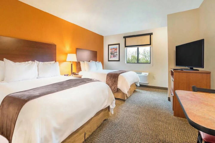 Convenient Studio Near North Dakota State Capitol Easy Access To Attractions - Lake Oahe