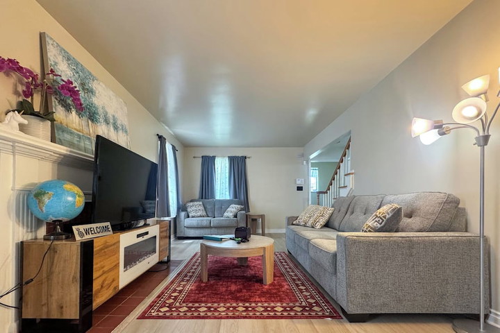 15 Mi To Dtwn Detroit: Cozy Family Home W/ Yard! - Livonia