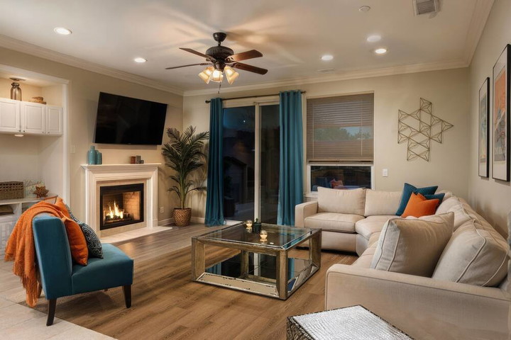 Pool Table Fire Pit Spacious Disney Retreat - Anaheim, CA