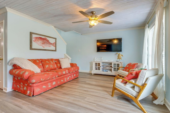 Creekfront Dauphin Island Cottage: Walk To Gulf! - Dauphin Island, AL
