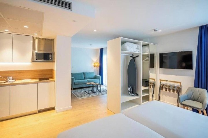 San Sebastián Gros Two Hideaway Stay Steps From Surf, Food & Cultural Gems - Astigarraga