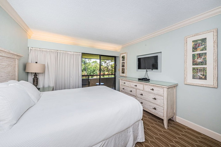 Beautiful Condo On Copperhead. Beaches Nearby! - Palm Harbor, FL