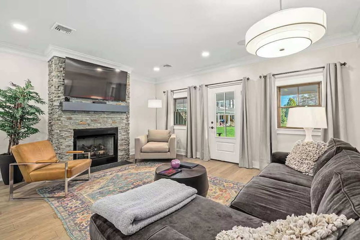 Townhomes On The Green | Two Bedroom - Charlestown, RI