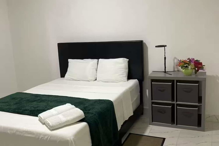 Lagoona Ocean Suites Monrovia Thinkers Village - Monrovia